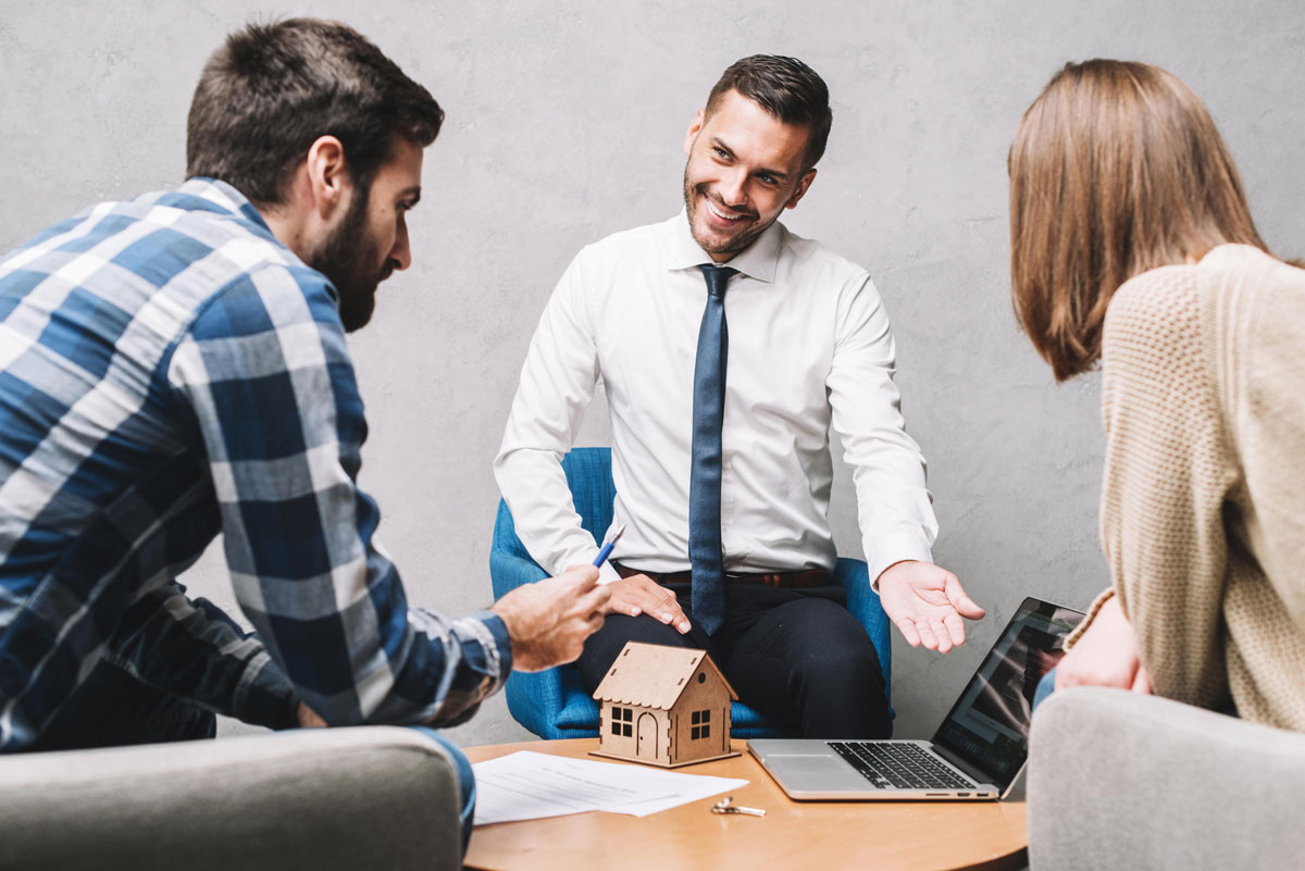 Empieza tu carrera como un excelente asesor de seguros